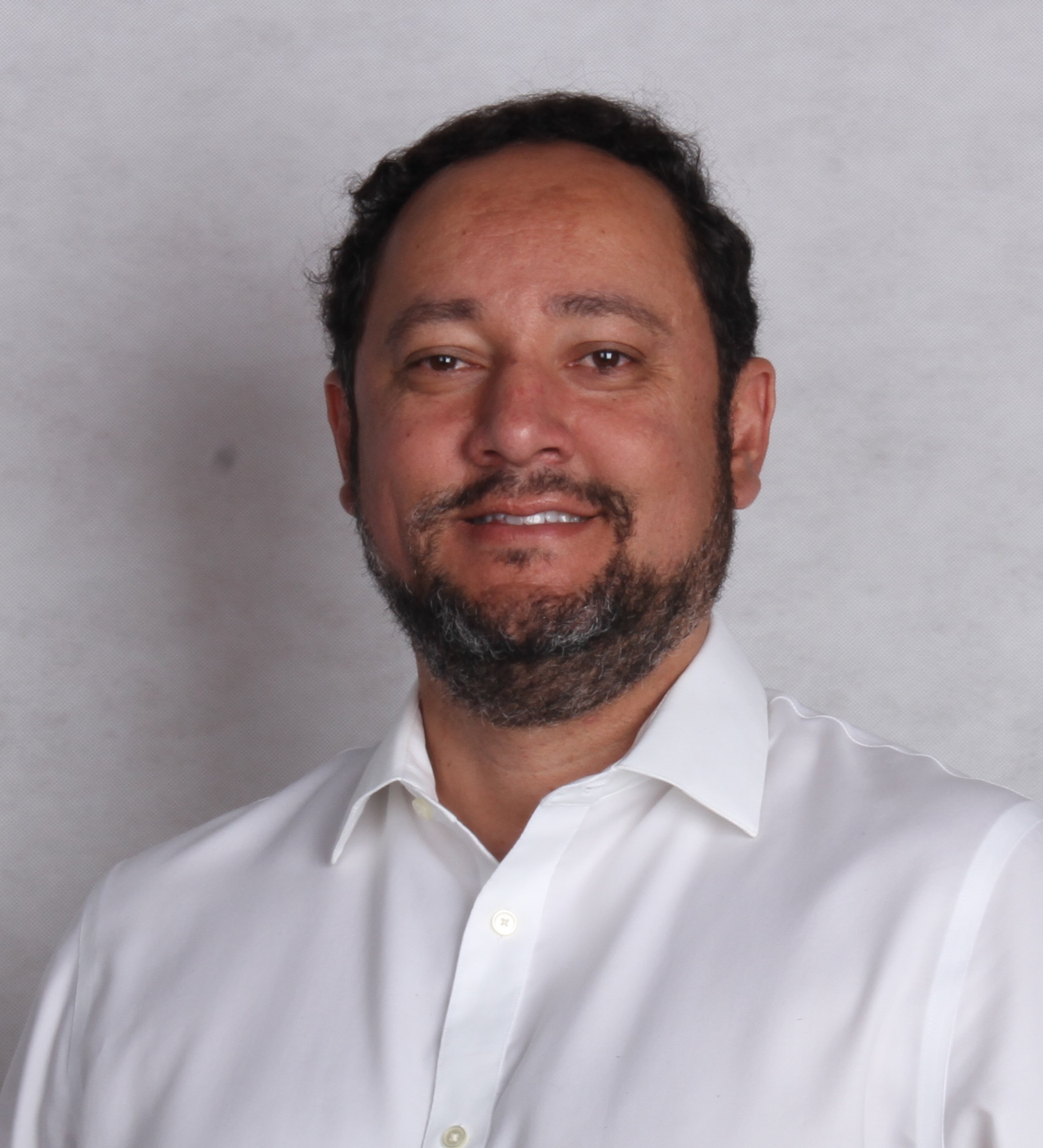 Prof. Esp. Renato Vitti | AEA